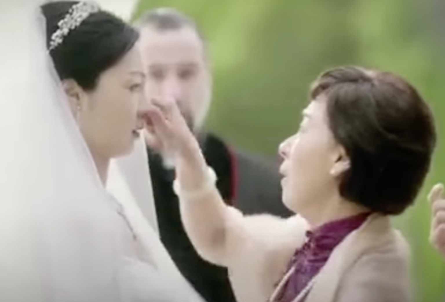 13 Product Marketing Examples to Inspire You in 2025